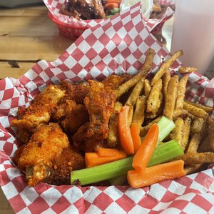 MACK’S WINGS - 76 Photos & 70 Reviews - 782 E Pine St, Tulsa, OK - Yelp