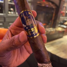 TAP N ASH SOCIAL CLUB - Updated July 2025 - 186 Photos & 111 Reviews ...