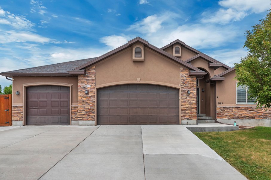 C&R CONSTRUCTION AND HARDSCAPE - Updated January 2025 - Request ...