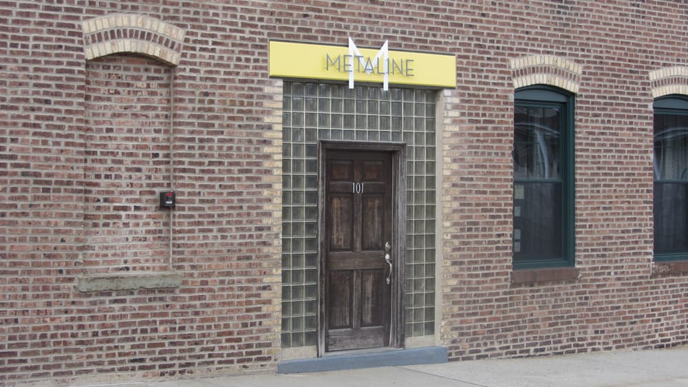 METALINE DISPLAYS WITH A TWIST - Updated June 2024 - 101 N Feltus St ...