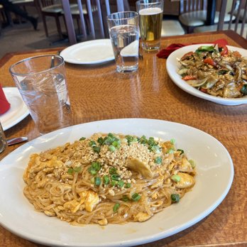 BUSARA THAI CUISINE - Updated March 2025 - 105 Photos & 249 Reviews ...