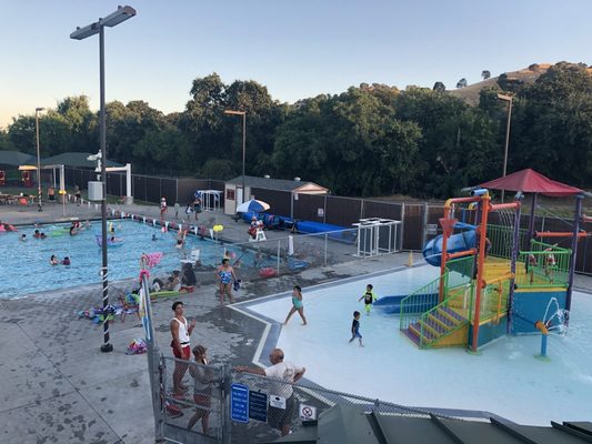 WALTER GRAHAM AQUATIC CENTER - Updated July 2025 - 80 Photos & 41 ...