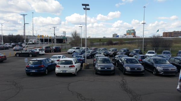 BYTEK VOLKSWAGEN - Updated September 2025 - 12 Photos - 1325 Street ...