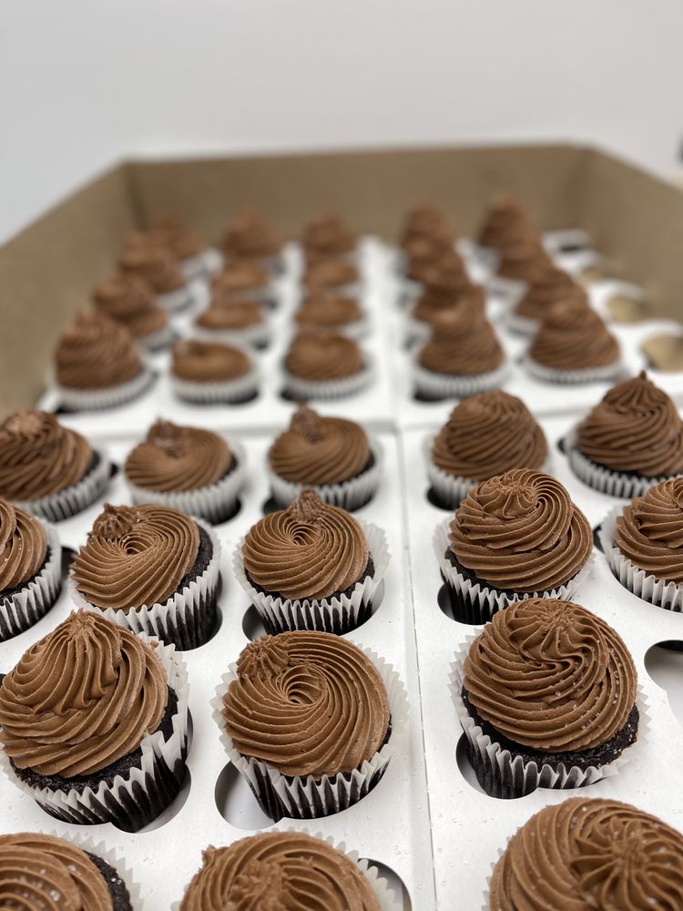 CINDY’S BAKE SHOPPE - Updated December 2025 - 66 Photos - 1591 Rombach ...