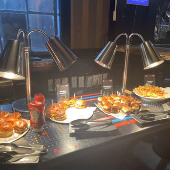 VERSUS - Updated December 2025 - 144 Photos & 149 Reviews - 42 Province ...