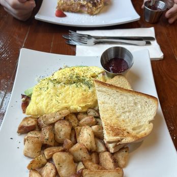 THE STONEHOUSE CAFÉ - Updated May 2025 - 909 Photos & 596 Reviews ...