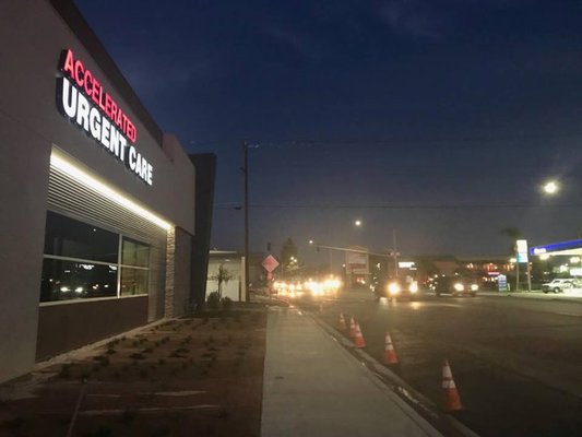 ACCELERATED URGENT CARE - Updated January 2026 - 15 Photos & 78 Reviews - 2400 K St, Bakersfield ...