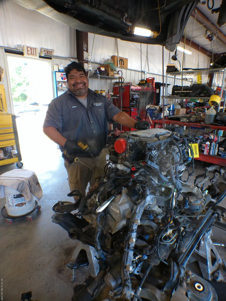 AUTO CONNECTION - Updated January 2025 - 40 N Wind Ln, Henderson, North ...