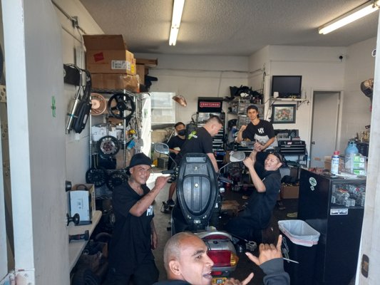 THE MOPED SHOP - Updated October 2025 - 62 Photos & 46 Reviews - 934 ...