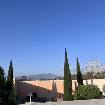 IRVINE SPECTRUM CENTER - Updated May 2025 - 3358 Photos & 1526 Reviews ...