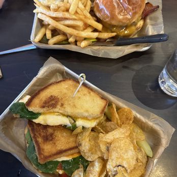 THE QUARRY TAPHOUSE - Updated October 2025 - 71 Photos & 36 Reviews ...