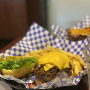 ANTHONY’S RUNWAY 84 - 833 Photos & 707 Reviews - 330 W State Rd 84 ...