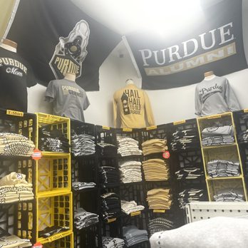 DISCOUNT DEN - Updated November 2025 - 22 Reviews & 24 Photos - 618 W ...