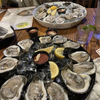 STEAMHOUSE LOUNGE - Updated March 2025 - 1380 Photos & 1084 Reviews ...