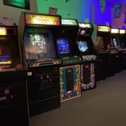 UNDERGROUND RETROCADE - 61 Photos & 61 Reviews - Arcades - 121 W Main ...