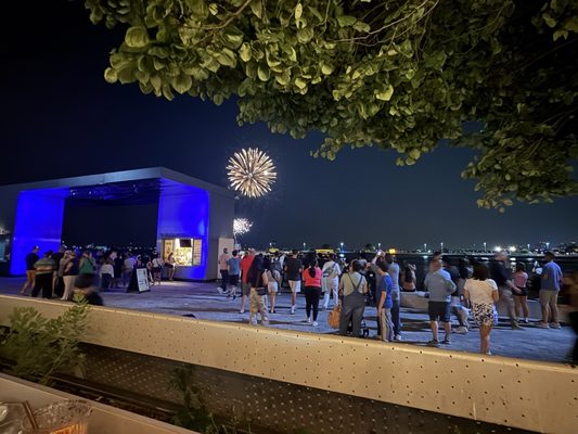 BAR SOL - Updated January 2026 - 173 Photos & 75 Reviews - 700 E Grand ...