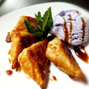 OAK TREE CAFE - Updated August 2025 - 6200 Oak Tree Blvd, Independence ...