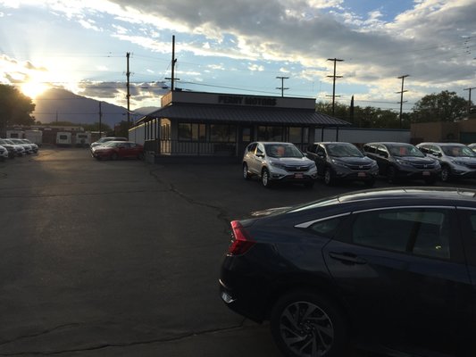 PERRY MOTORS - Updated October 2025 - 26 Photos & 113 Reviews - 310 S ...