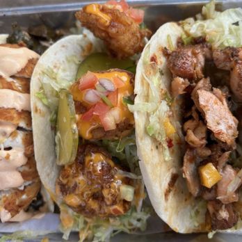 GUAC TACO STUDIO - Updated December 2025 - 130 Photos & 83 Reviews ...