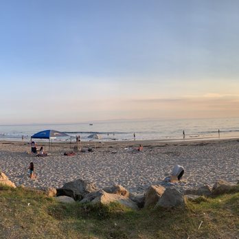 Boathouse at Hendry’s Beach - Takeout & Delivery - 2666 Photos & 2140 ...