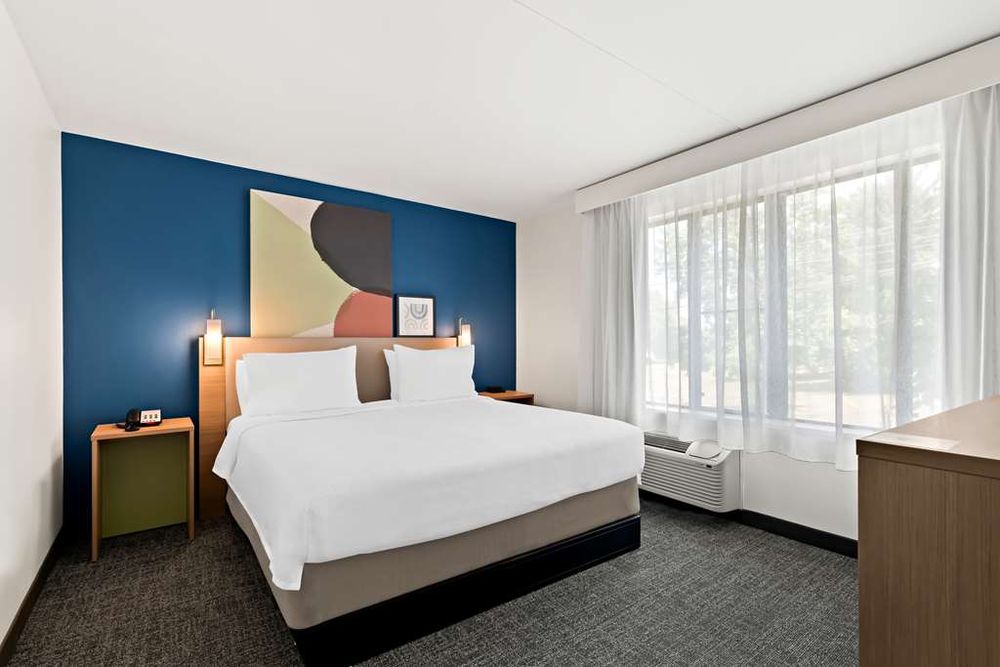 SPARK BY HILTON HUMMELSTOWN HERSHEY - Updated May 2026 - 64 Photos - 84 ...