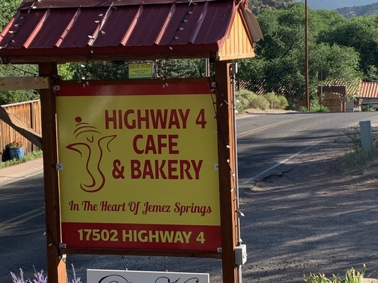 HIGHWAY 4 CAFE & BAKERY - Updated October 2025 - 27 Photos & 84 Reviews ...