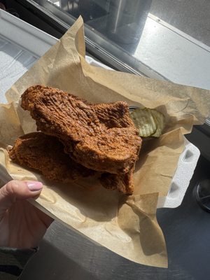 HOT BIDDY’S - Updated August 2025 - 23 Photos - 1182 N Perkins St ...