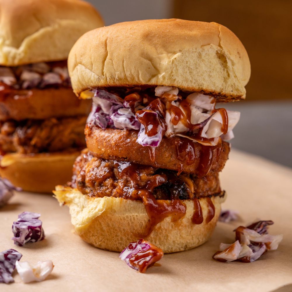 ROADSIDE25 - Updated December 2025 - 42 Photos & 49 Reviews - 10 W ...