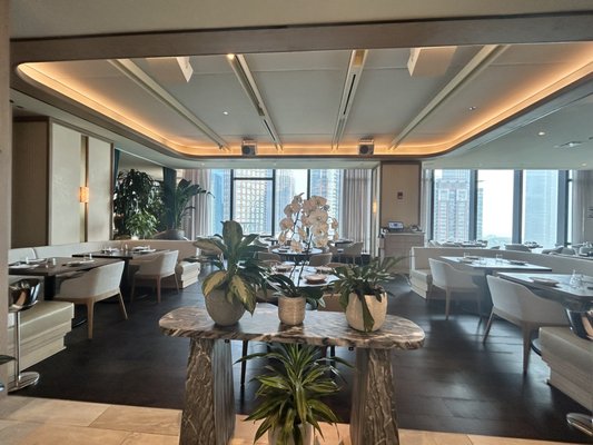 MIRU - Updated July 2024 - 508 Photos & 168 Reviews - 401 E Wacker Dr ...