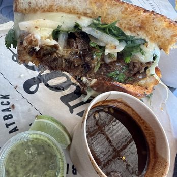 LARDO - Updated September 2025 - 1867 Photos & 1466 Reviews - 1212 SE ...