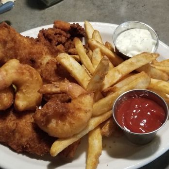 SCUTTLEBUTT BREWING COMPANY - Updated July 2024 - 547 Photos & 840 ...