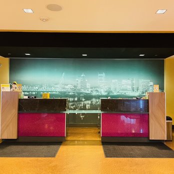 STAYPINEAPPLE HOTEL ROSE DOWNTOWN PORTLAND - Updated September 2024 ...