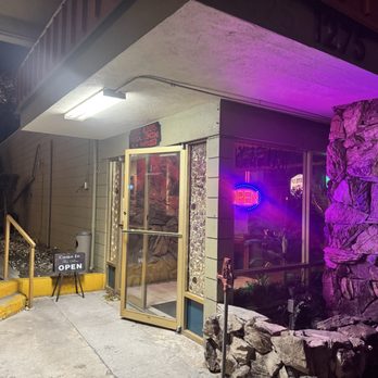 PELE UTU - Updated April 2025 - 124 Photos & 43 Reviews - 1275 Stardust ...