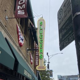 SLUGGERS WORLD CLASS SPORTS BAR - Updated July 2025 - 202 Photos & 578 ...