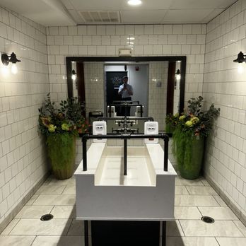 EASY BISTRO - Updated December 2025 - 212 Photos & 128 Reviews - 801 ...