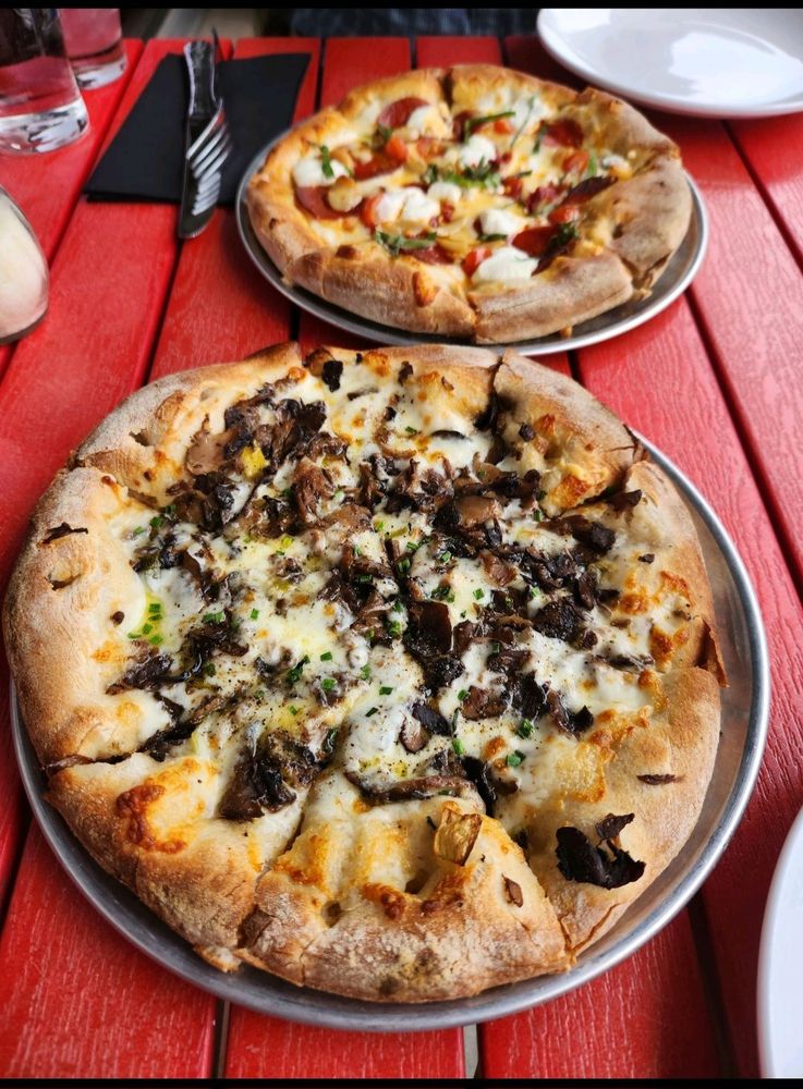 SALVATORE’S - Updated December 2025 - 107 Photos & 74 Reviews - 10 N ...