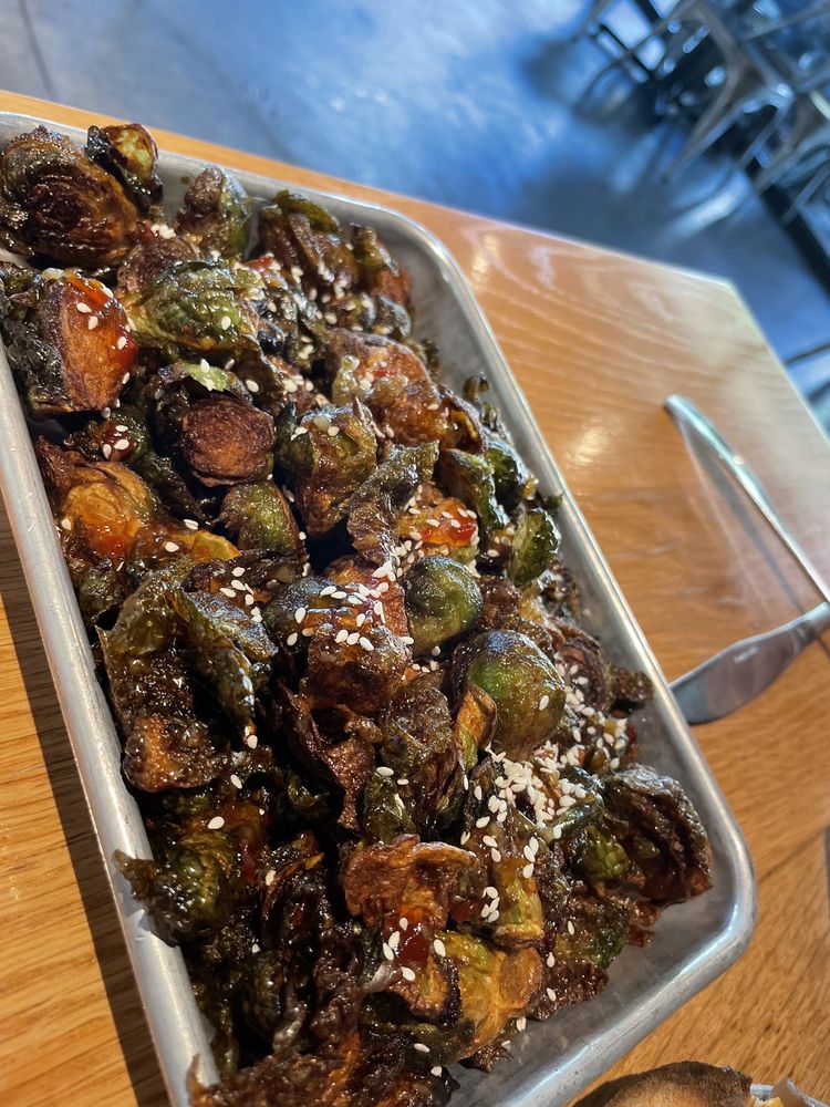 TROPHY BREWING - 608 Photos & 614 Reviews - 827 W Morgan St, Raleigh ...