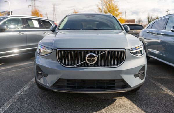 FLOW VOLVO CARS - Updated October 2025 - Request a Quote - 10 Photos ...