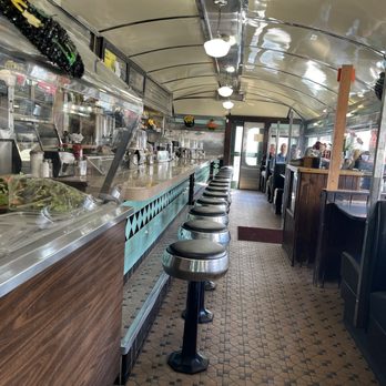 HISTORIC VILLAGE DINER - Updated January 2026 - 109 Photos & 141 ...