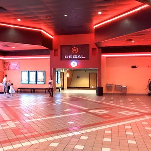 REGAL STRAWBRIDGE MARKETPLACE - 189 Photos & 130 Reviews - 2133 General ...