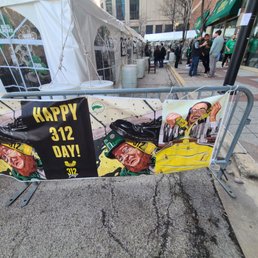 LIZZIE MCNEILL’S IRISH PUB - Updated July 2025 - 190 Photos & 327 ...