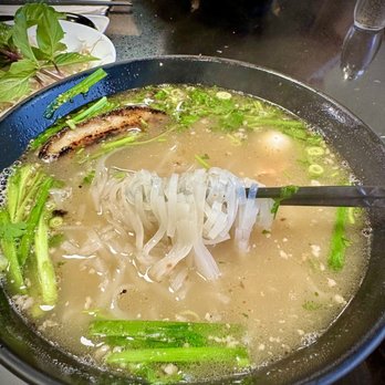 PHO HAN - Updated December 2025 - 27 Photos & 12 Reviews - 2001 Centre ...