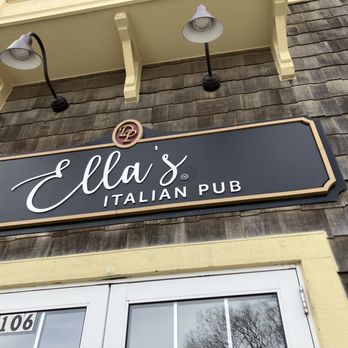 ELLA’S ITALIAN PUB - GENEVA - Updated May 2025 - 101 Photos & 130 ...