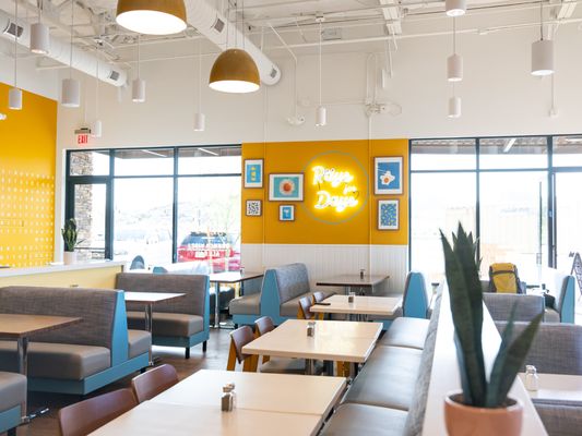 OVER EASY - PEORIA - Updated March 2025 - 83 Photos & 71 Reviews ...