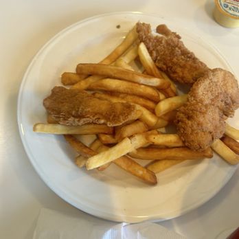 BLUE SWAN DINER - Updated January 2026 - 83 Photos & 185 Reviews - 2116 ...