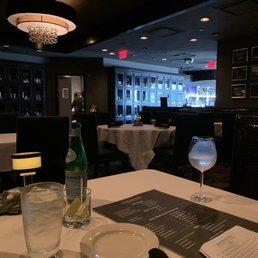 MORTON’S THE STEAKHOUSE - Updated December 2025 - 264 Photos & 306 ...