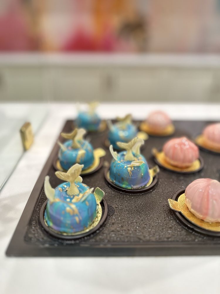 LADY YUM - Updated October 2024 - 36 Photos - 11900 NE Village Plz ...