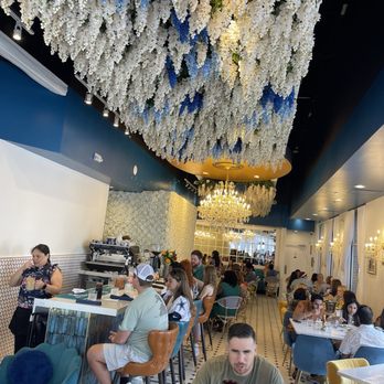 THE BLOOM LOUNGE - Updated January 2025 - 444 Photos & 208 Reviews ...