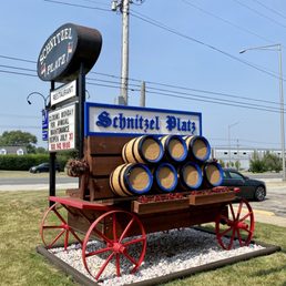 SCHNITZEL PLATZ - Updated December 2025 - 430 Photos & 426 Reviews ...