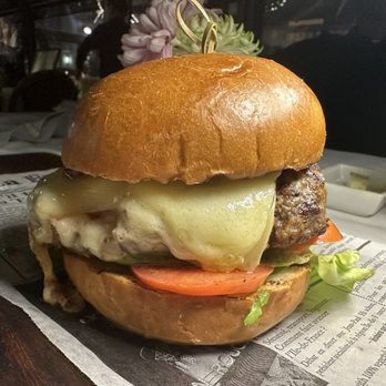 TOULOUSE CAFÉ AND BAR - Updated December 2024 - 1079 Photos & 588 ...